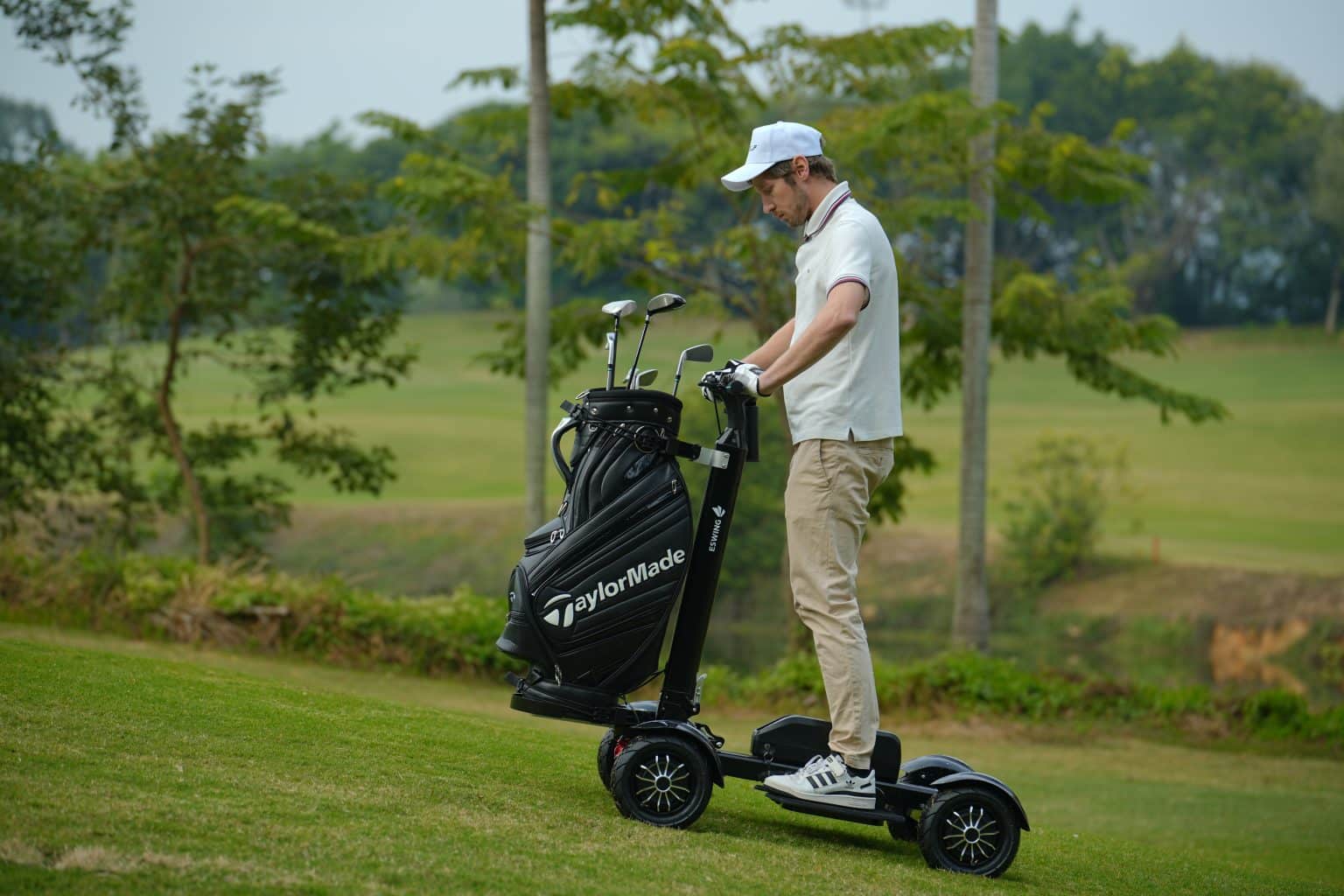 GolfRide Premium Electric Golf Scooters UK | Home